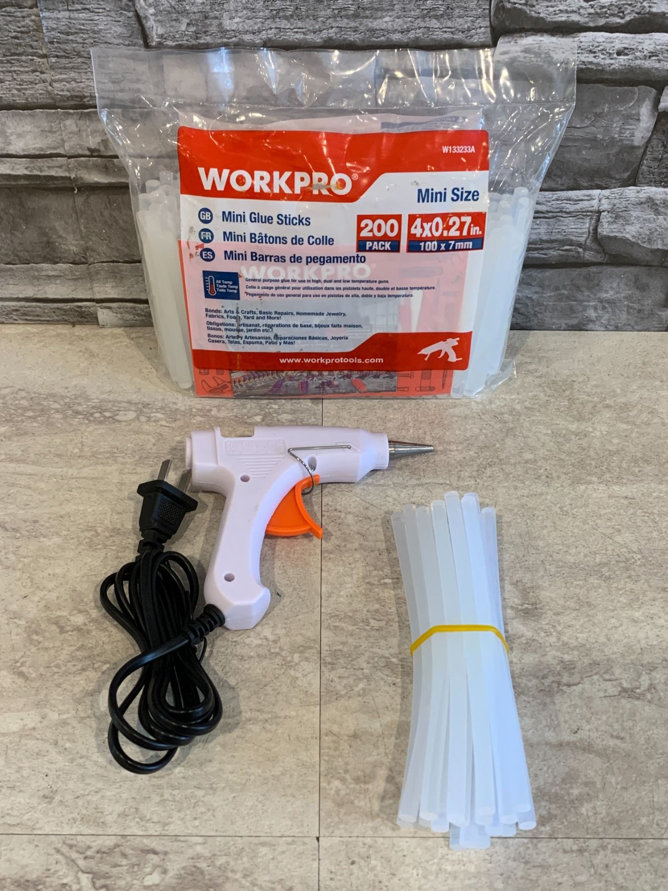 Mini Hot Glue Gun + 200 Pack Glue Sticks