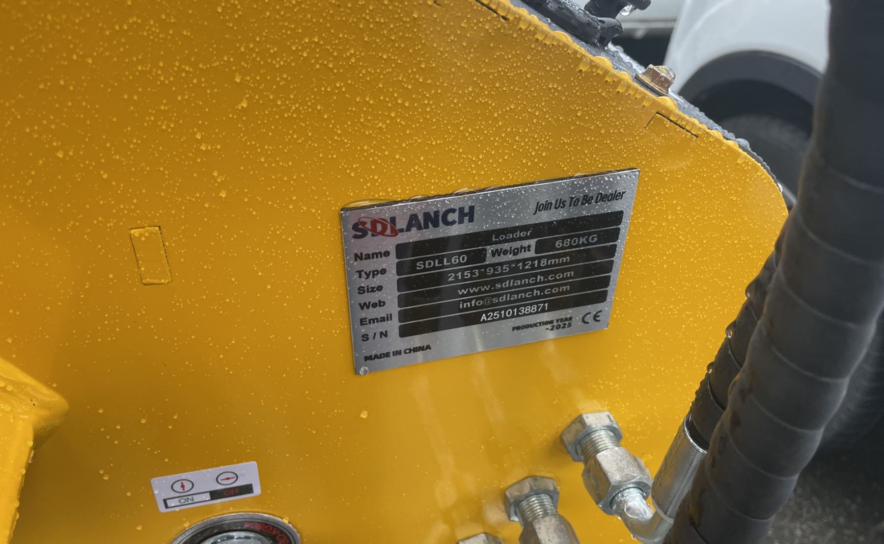 2025 SDLANCH SDLL60 GAS POWERED MINI STAND ON SKID STEER WITH 7" RUBBER ...