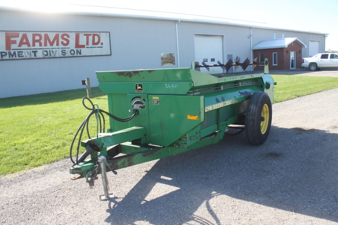 JD 350 single axle manure spreader, made in USA