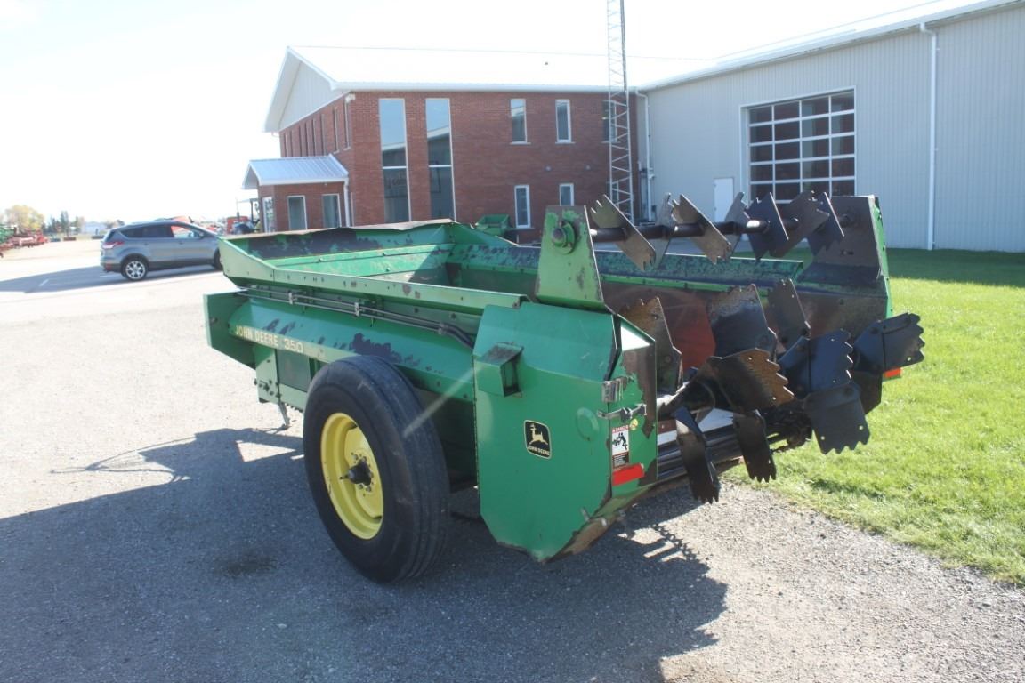 JD 350 single axle manure spreader, made in USA