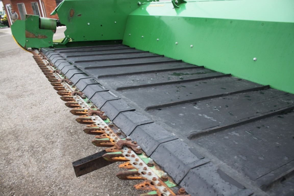 JD 645FD 45' flex draper, flip over reel, S series hookup