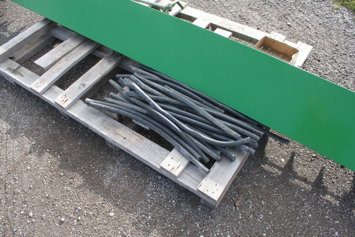 JD grass box, to fit 1560/1590 seed drill with Drive