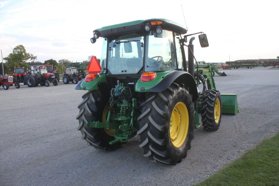 JD 5090E 4wd tractor, cab, air, 540M SL ldr, 984 hours