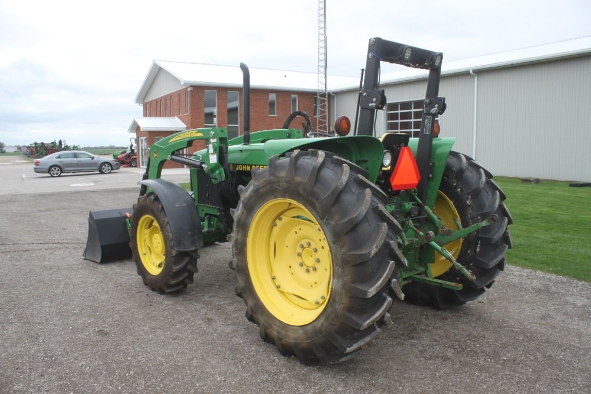 JD 2555 4wd tractor, rops, New X3 loader, 4702 hours