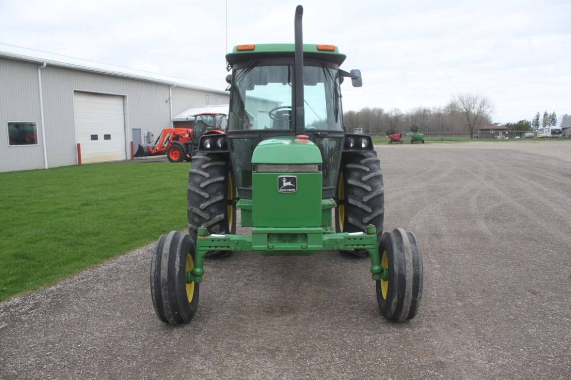 JD 2550 2wd tractor, cab, air, 3377 hours