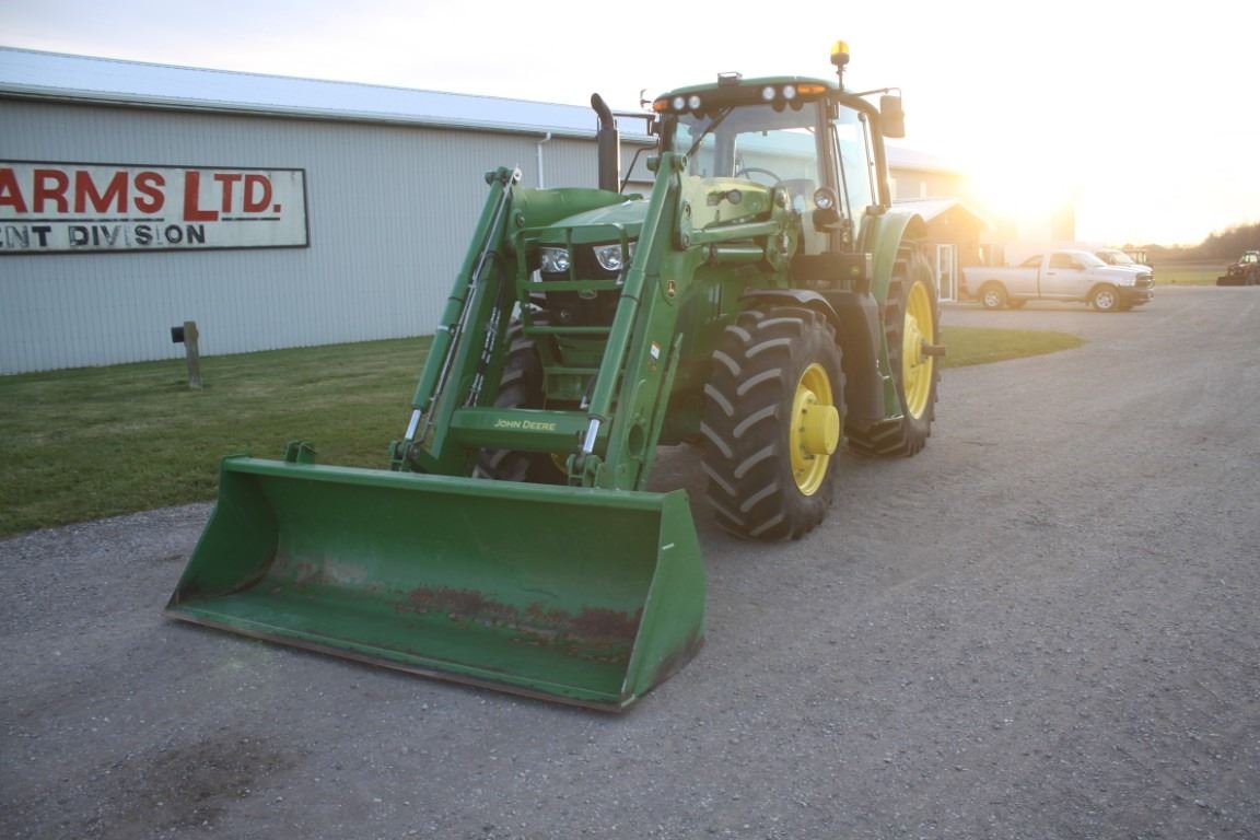 JD 6145M 4wd tractor, cab, air, 640R SL loader