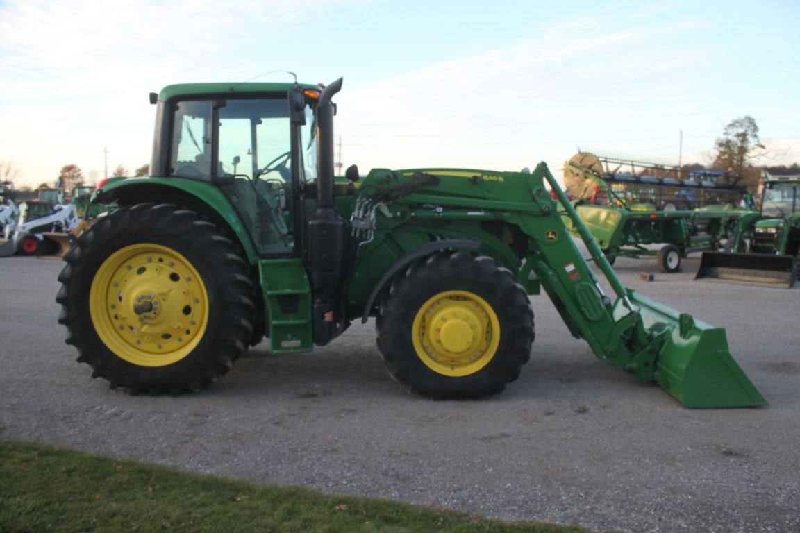 JD 6145M 4wd tractor, cab, air, 640R SL loader