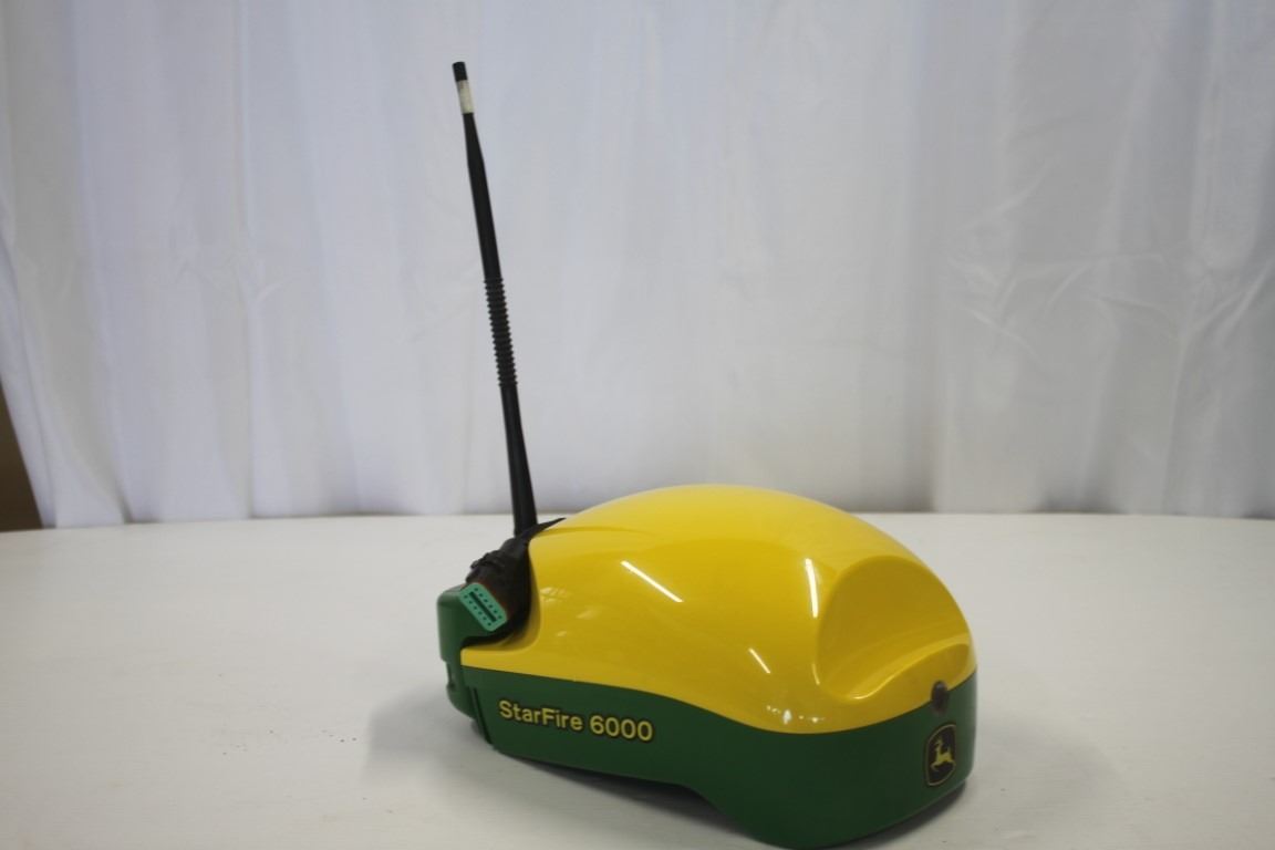 JD StarFire 6000 RTK reveiver