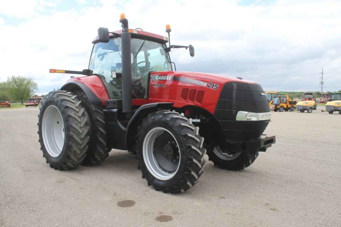 CIH 215 Magnum 4wd tractor, axle duals, 2001 hours