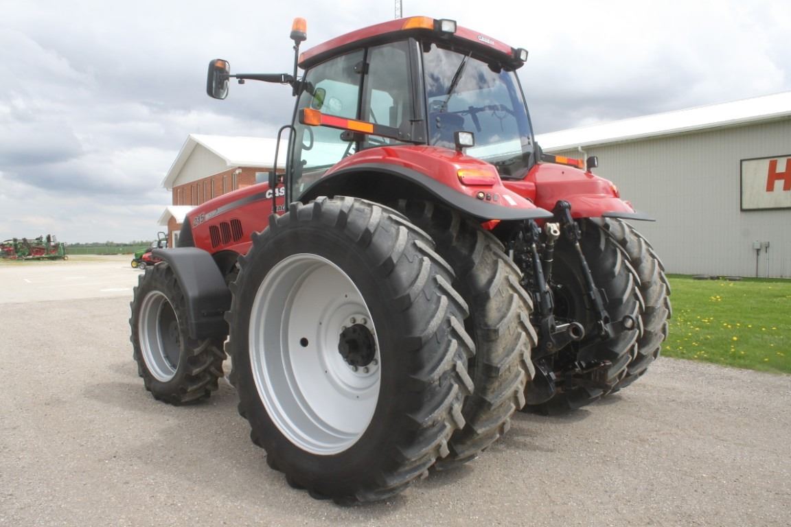 CIH 215 Magnum 4wd tractor, axle duals, 2001 hours