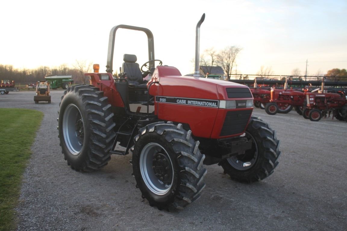 CIH 5120 4wd tractor, rops, 18.4x34