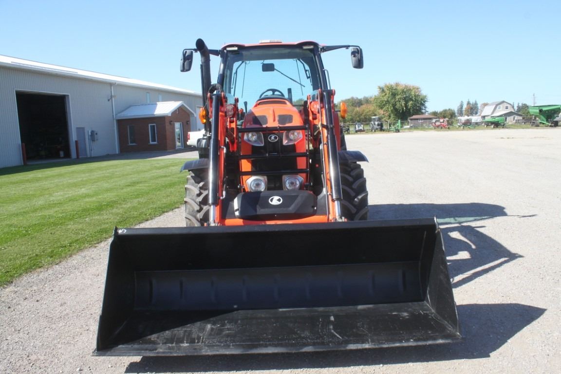 Kubota M6-101 4wd tractor, cab, New M47 SL loader