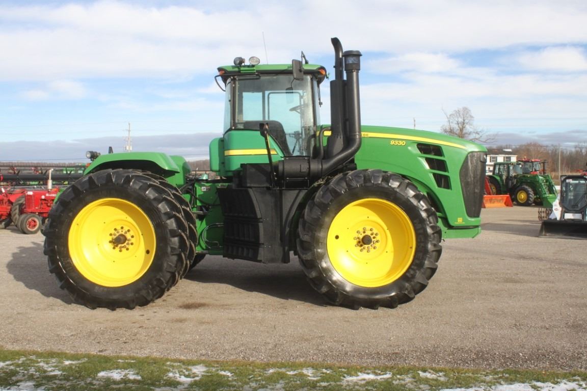 JD 9330 4wd tractor, powershift, pto, 3pth