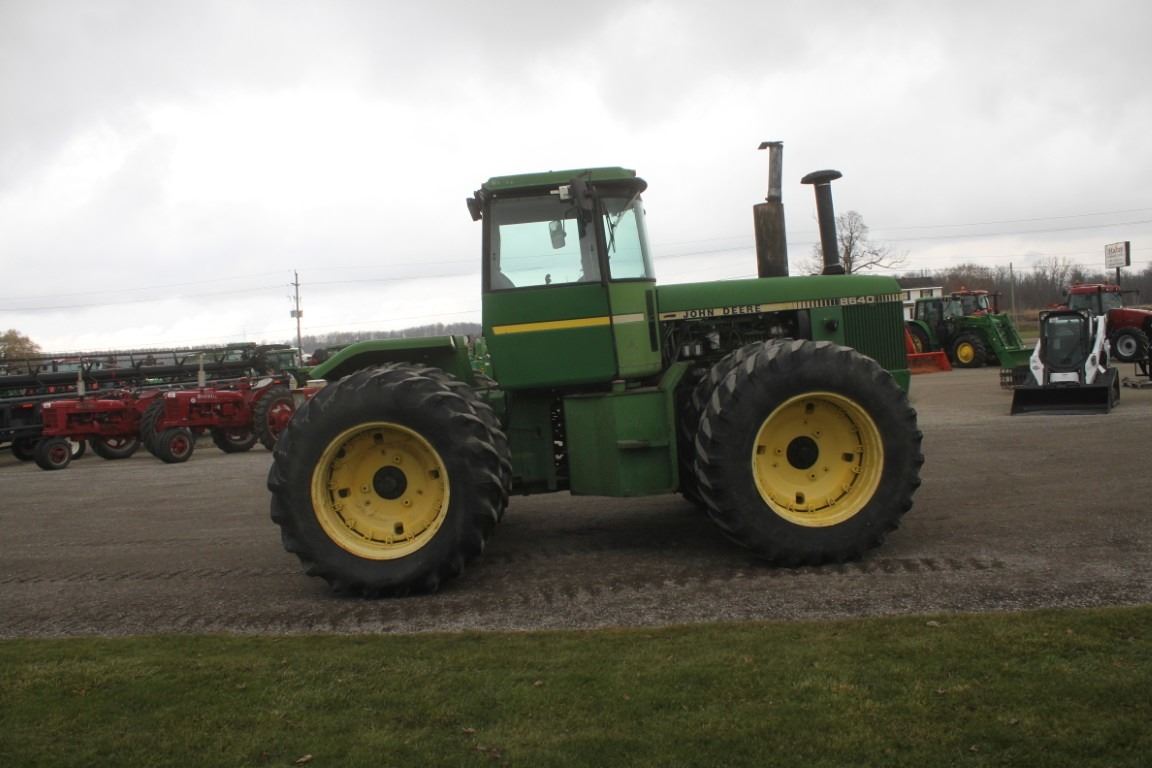 JD 8640 4wd articulating tractor, cab, air