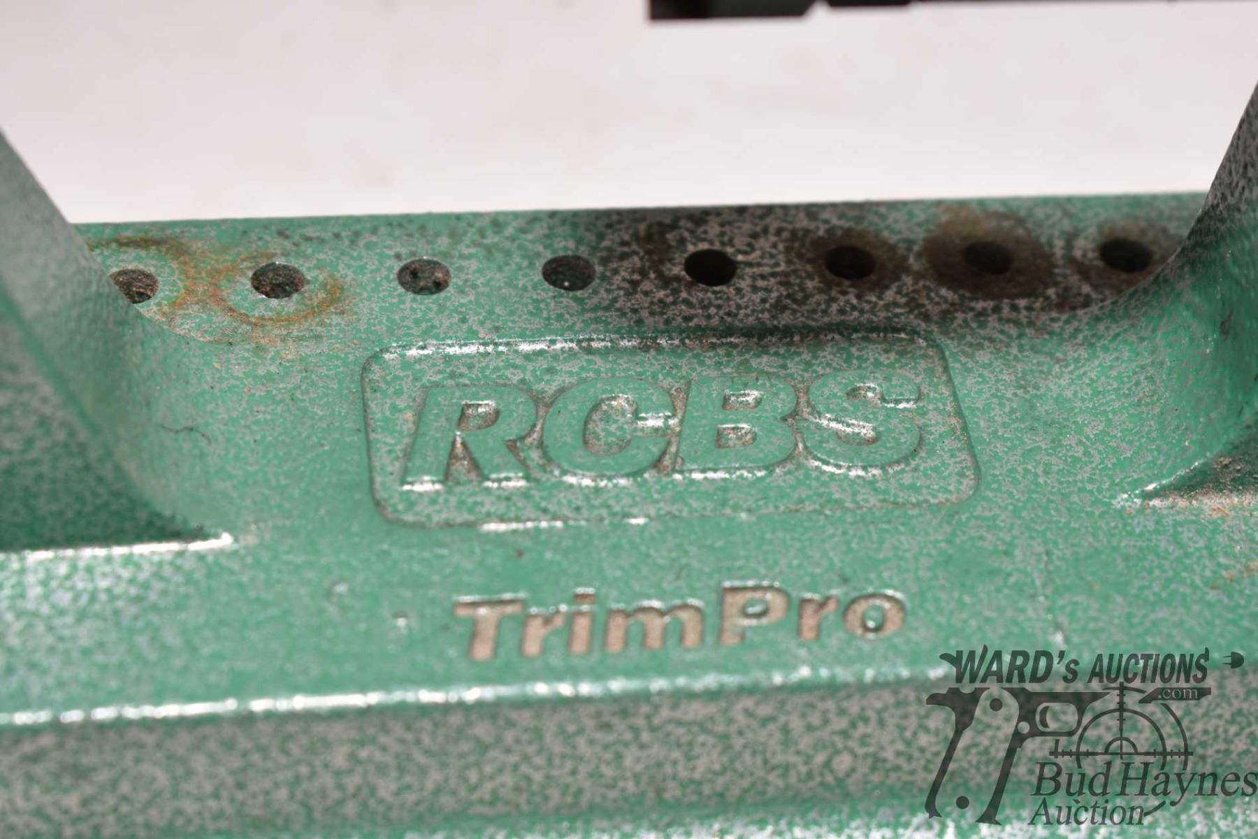 RCBS power trim pro. Working at time of cataloging
