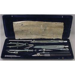 WW2 ERA GERMAN DRAFTING SET IN CASE