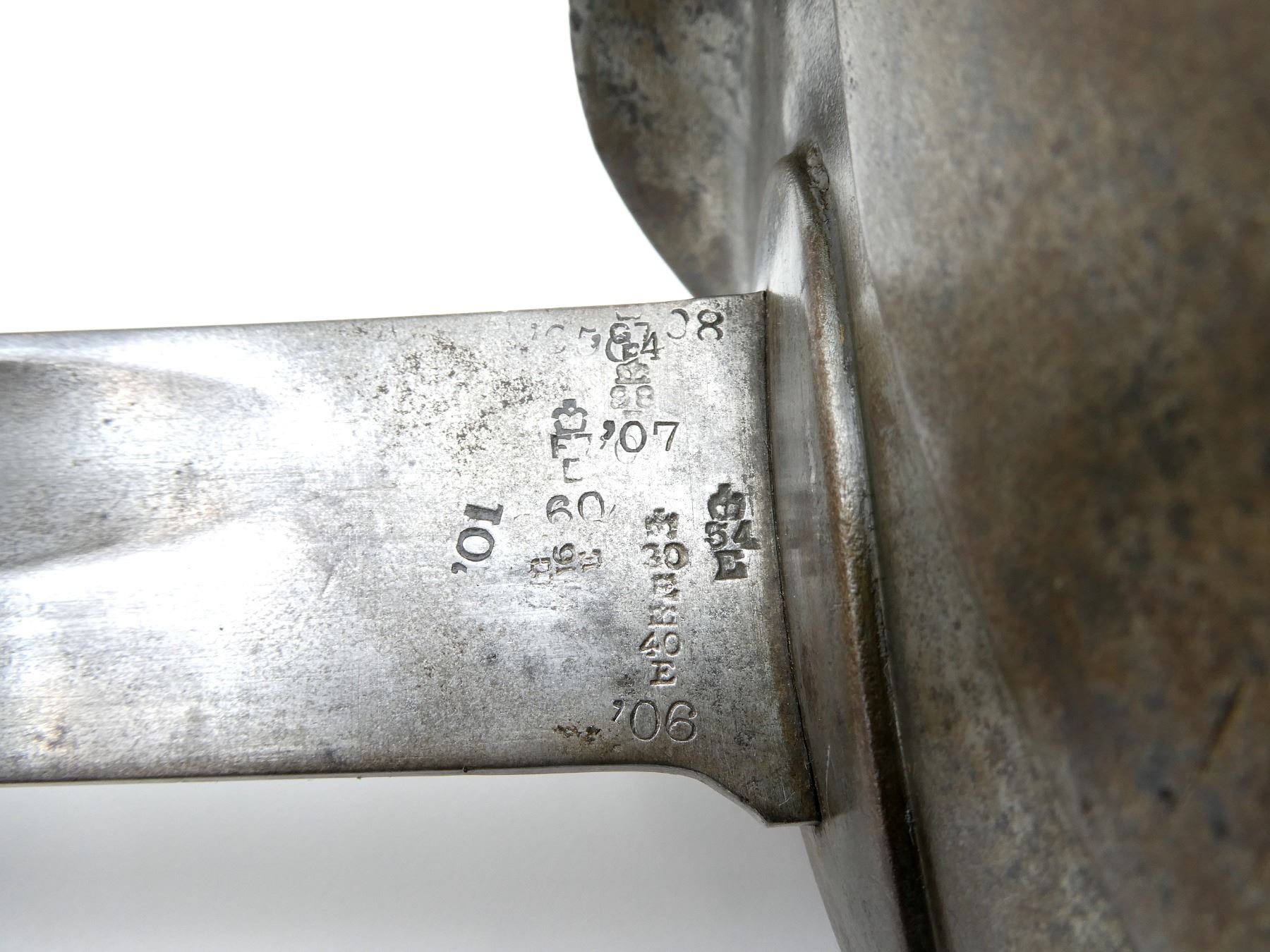 BRITISH 1899 PATTERN 18TH HUSSARS CAVALRY TROOPER'S SWORD