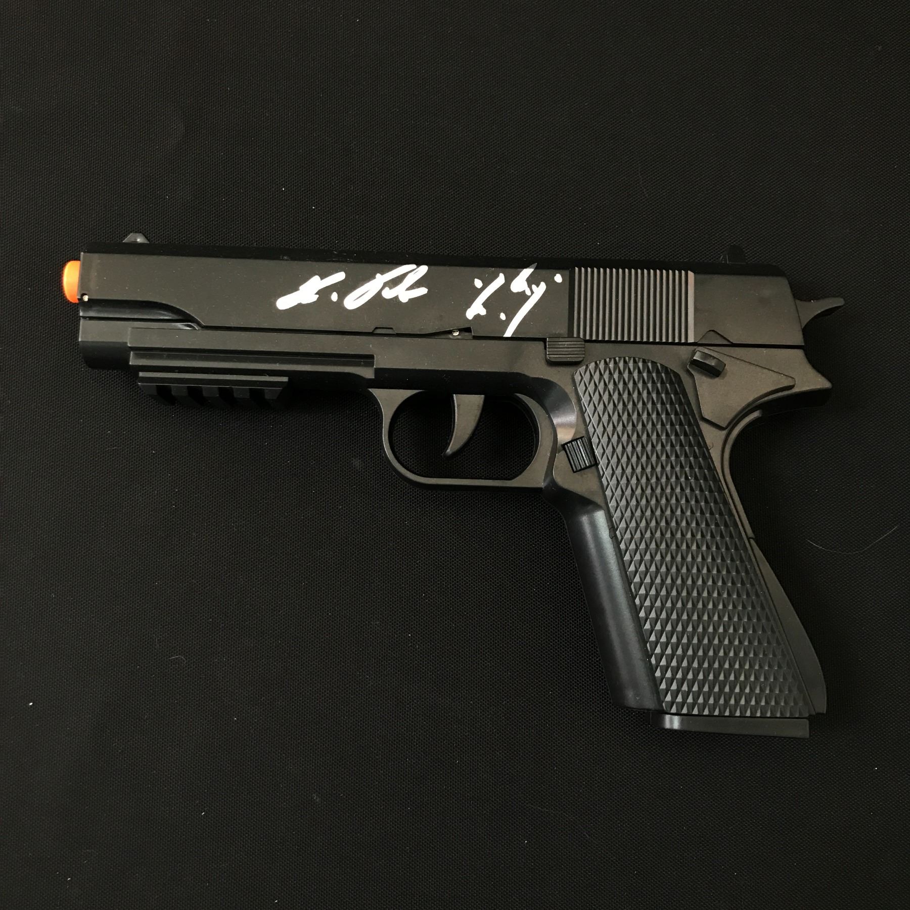 RON PEARLMAN SIGNED SONS OF ANARCHY PROP GUN (WWOC COA)