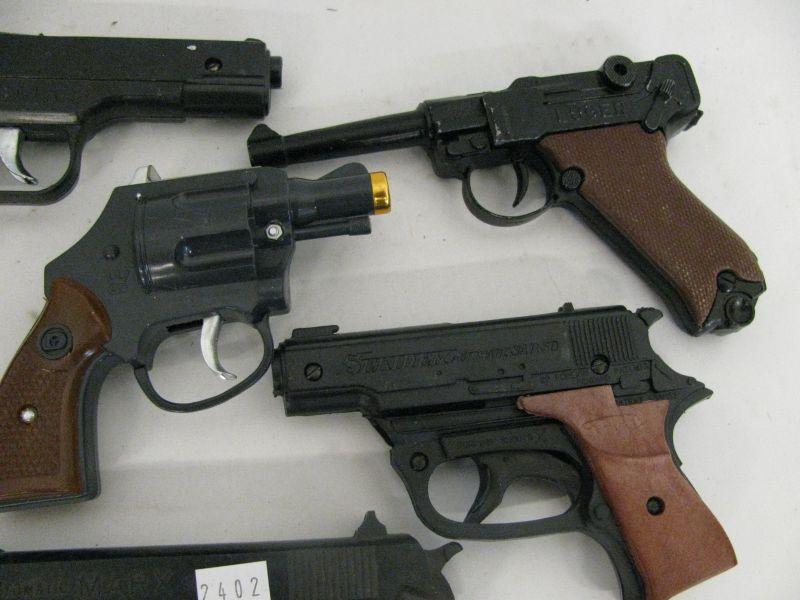 Toy Guns incl. Luger, Tiger, Sneaker, K.T.C. etc.