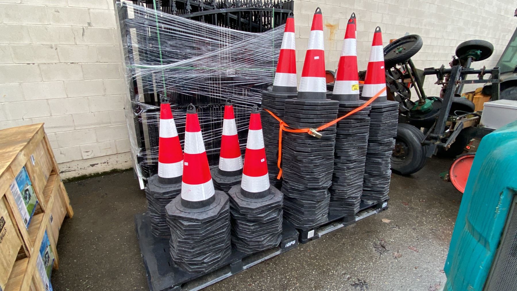 PALLET OF RED REFLECTIVE TRAFFIC CONES - Able Auctions