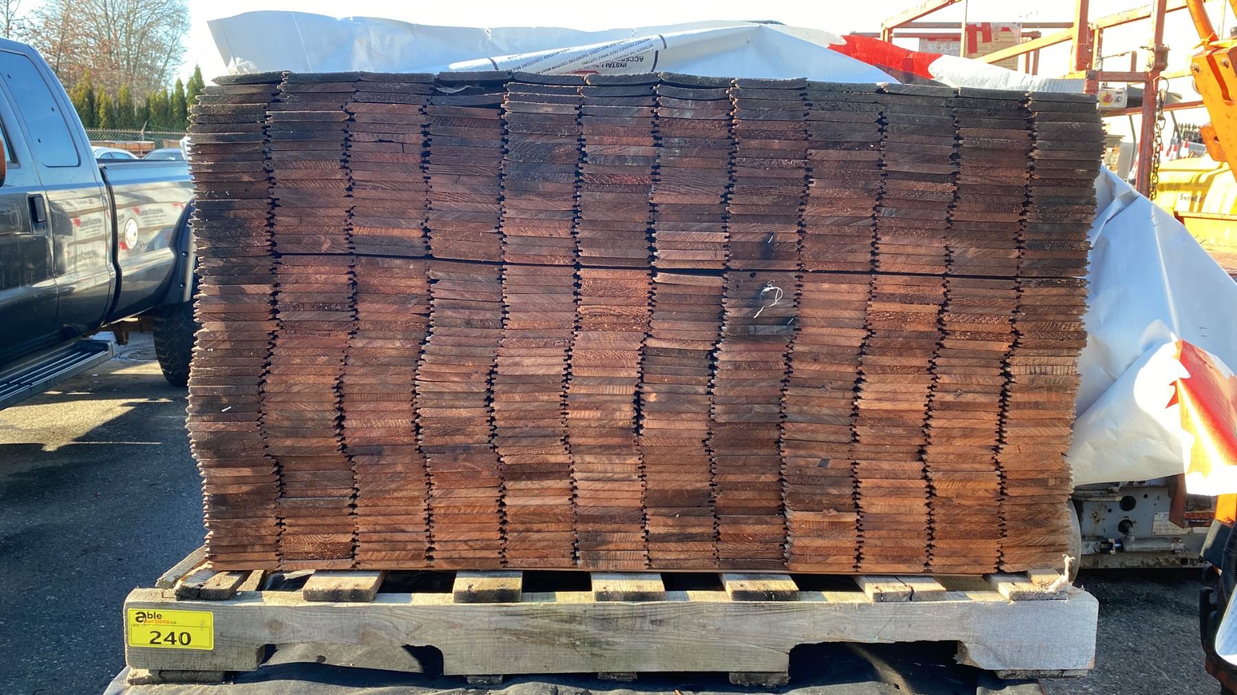 PALLET OF TONGUE & GROOVE WOOD CLADDING APPROX 36"L X 3.5"W X 1/2 ...