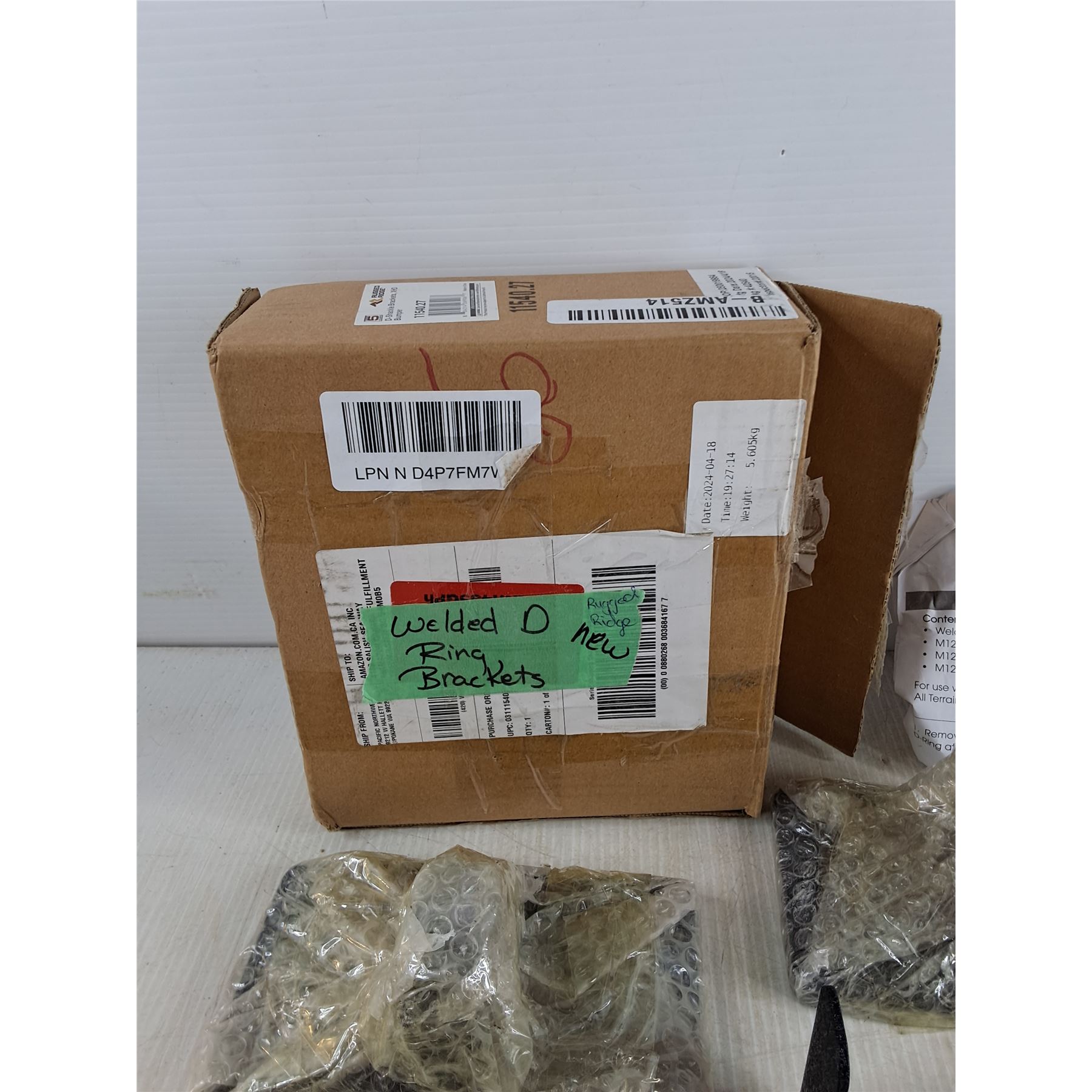 Welded D Ring Brackets - New - Bodnarus Auctioneering