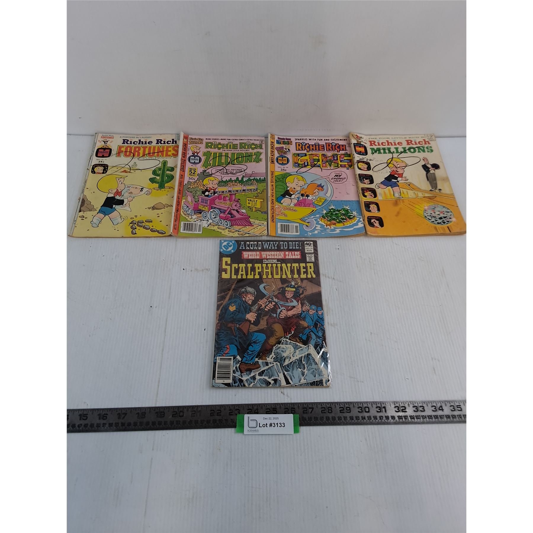 (5) Comic Books (Richie Rich & Scalphunter)