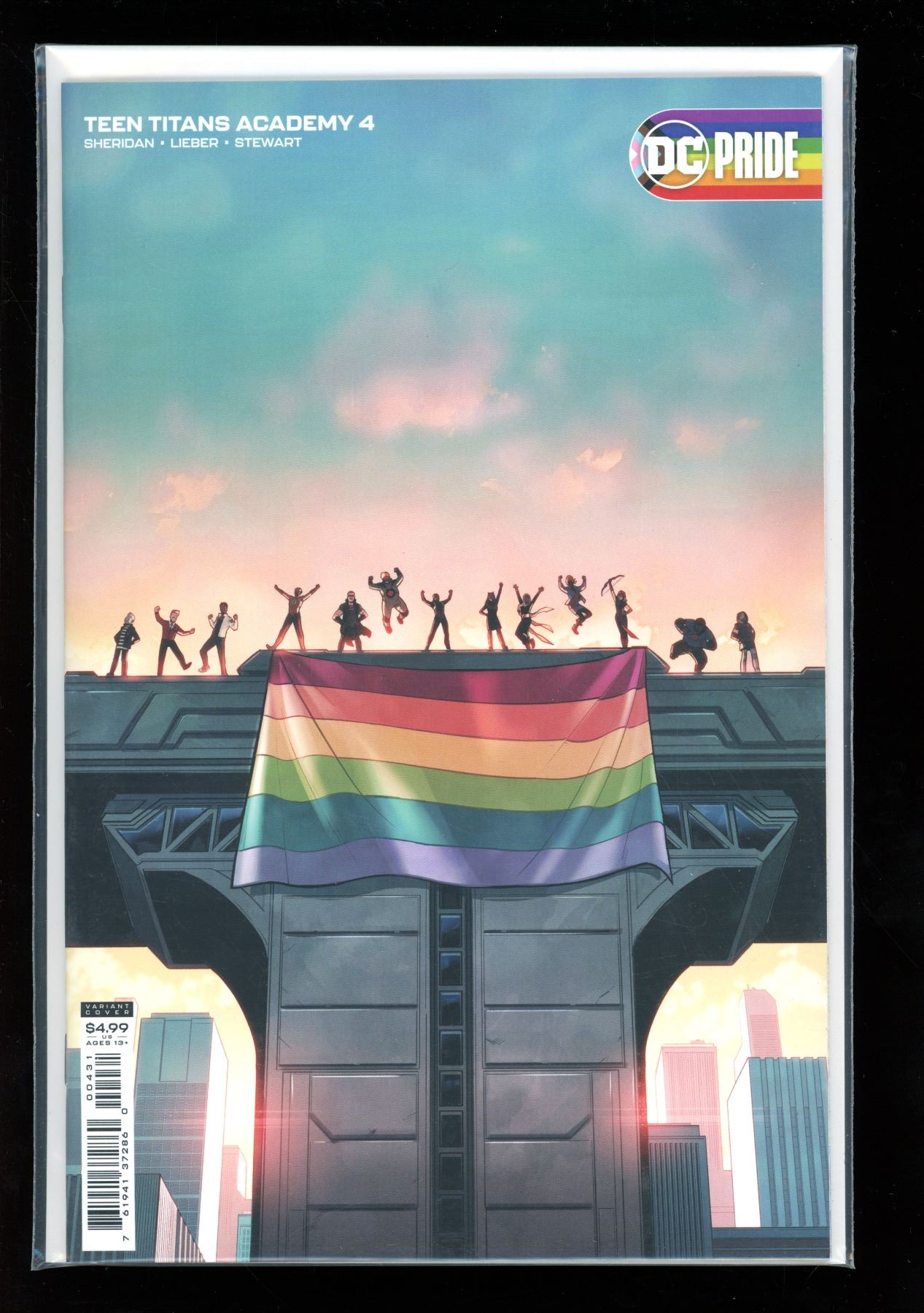 DC Teen Titans Academy #4 Variant Cover (new never read)