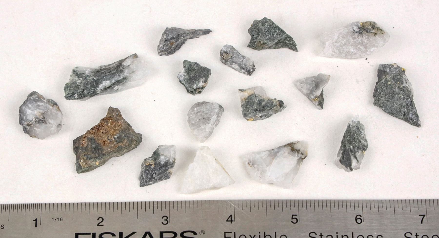 Homestake Mine Ore Specimens Visible Gold (16) [206933]