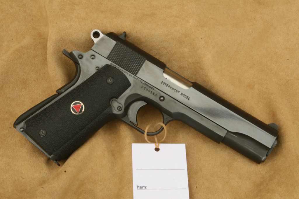 COLT DELTA ELITE, 10 MM CAL, LOOKS TO BE AS NEW IN BOX CONDITION (H ...