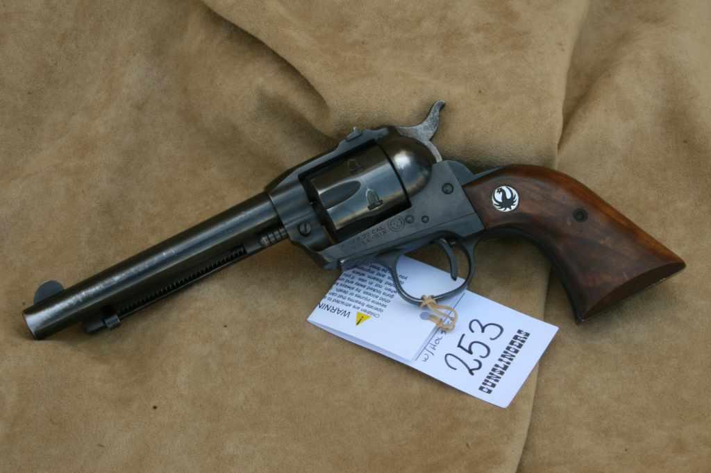 RUGER SINGLE SIX "3 SCREW" MODEL 5.5 IN BARREL, SHOWS HOLSTER WEAR, 22 ...