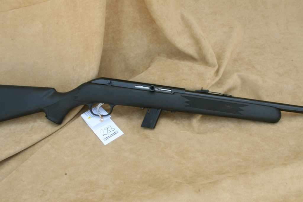 SAVAGE MODEL 64, 22 LR, LOOKS AS NEW NO BOX(L)A4670, 0871695