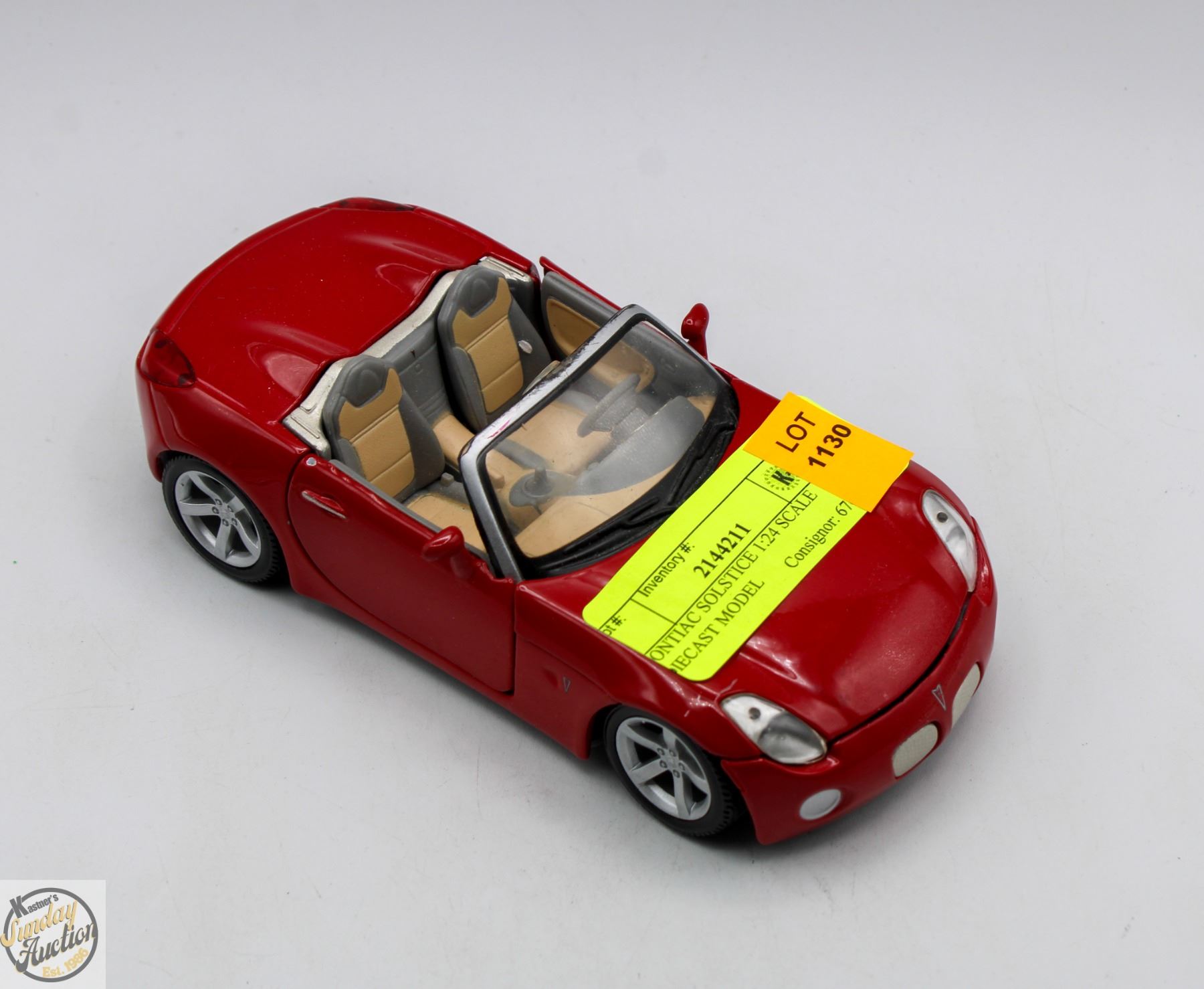 PONTIAC SOLSTICE 1:24 SCALE DIECAST MODEL