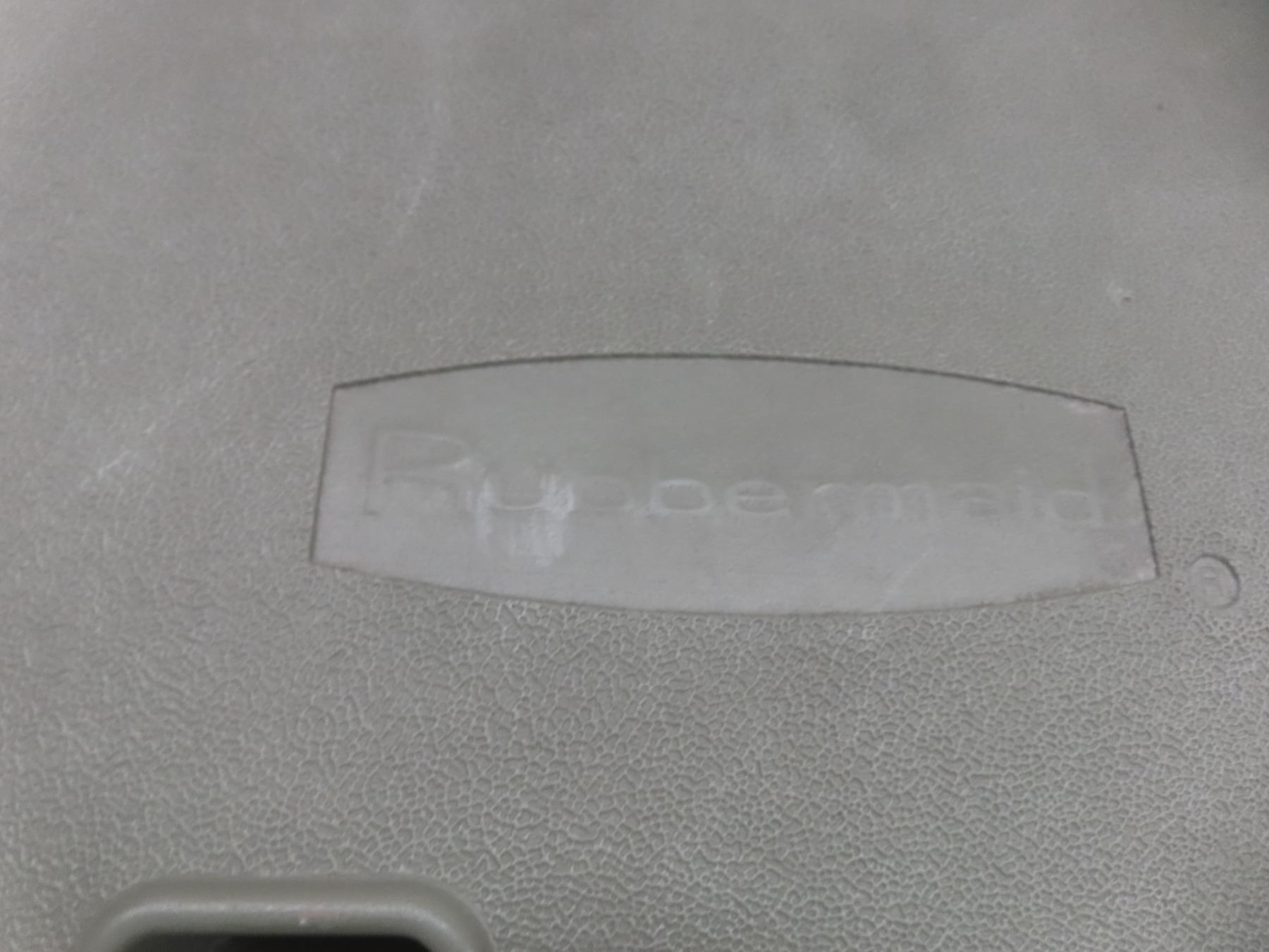 Rubbermaid Deck Chest