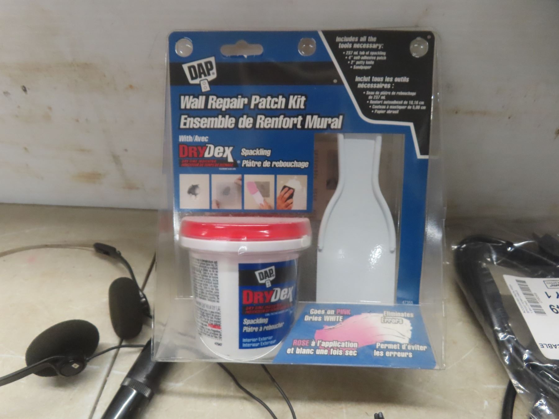 VTech Cordless Phone, Sanyo Answering Machine, Headphones, Microphones ...