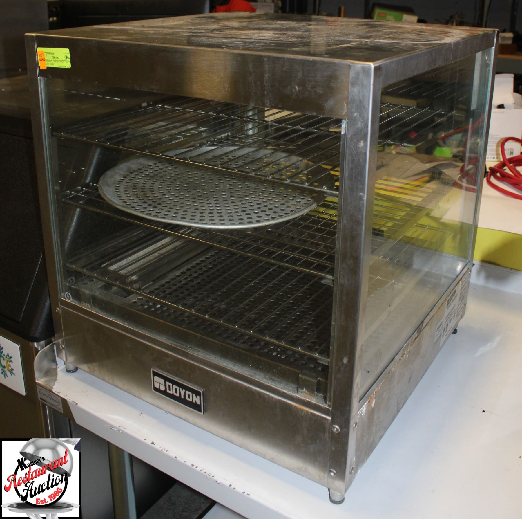 DOYON DRP3 COUNTERTOP HEATED DISPLAY CASE - Test Site
