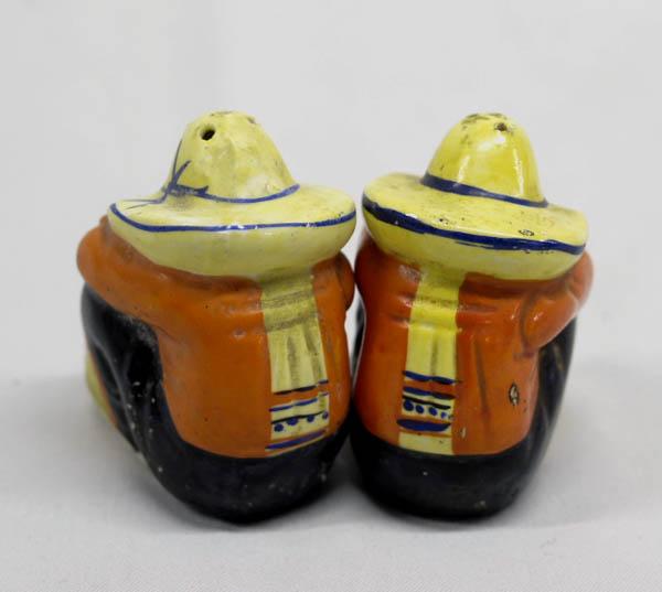 Pr Vintage Made in Japan Mexican Salt & Pepper Shakers
