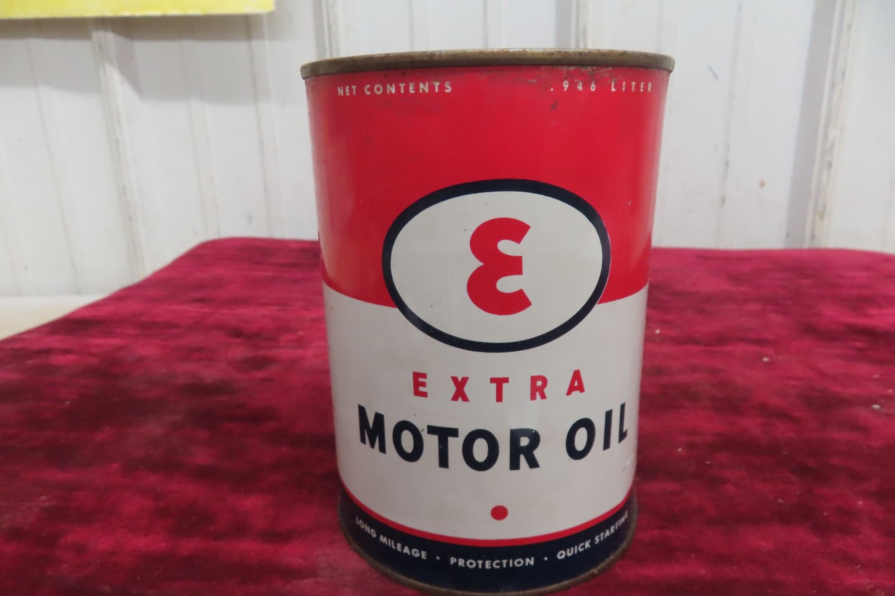 Esso with Only Letter E Extra Motor Oil Quart Can with Product ...