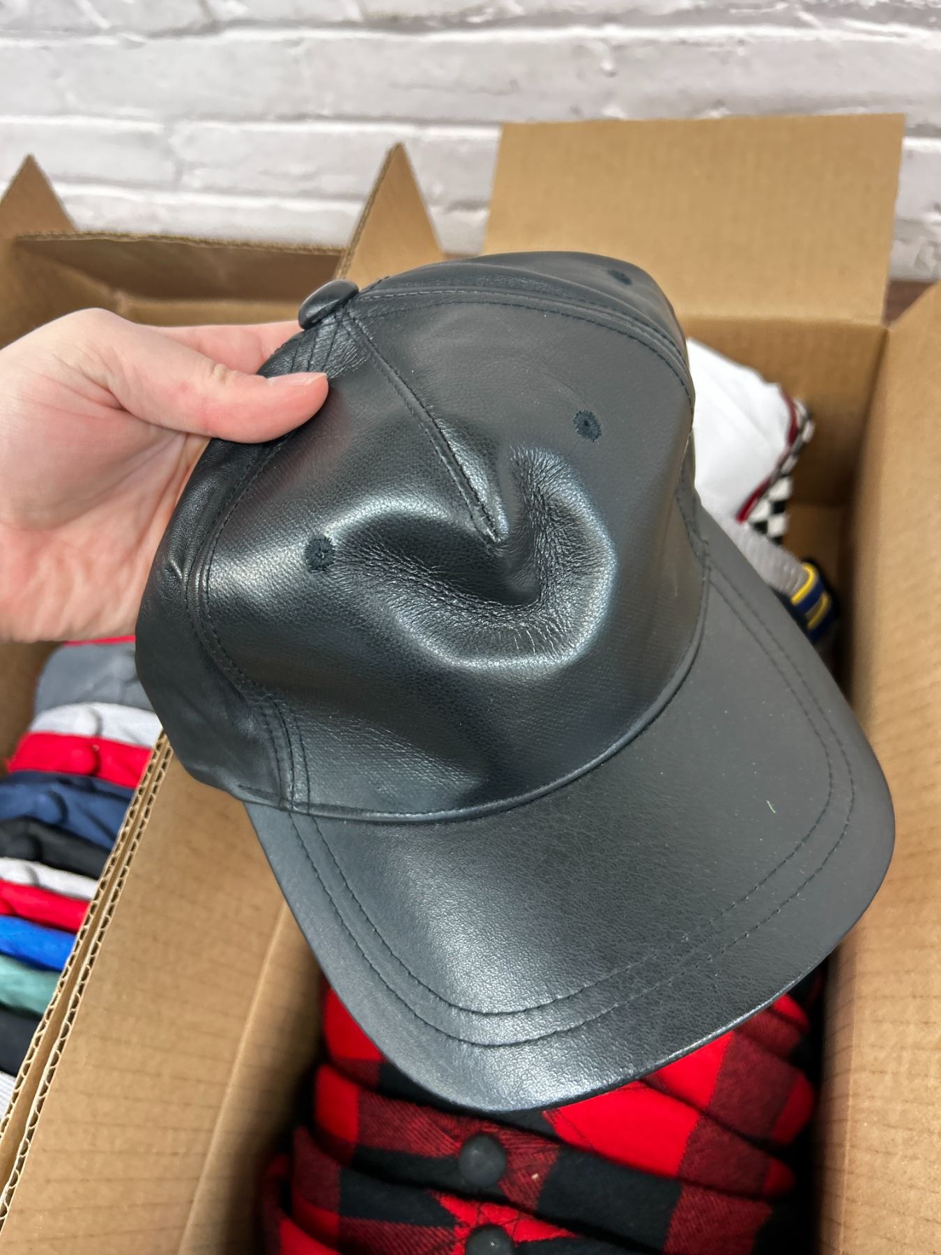 Lot of 40+ Snap Back Baseball Caps (no logo)