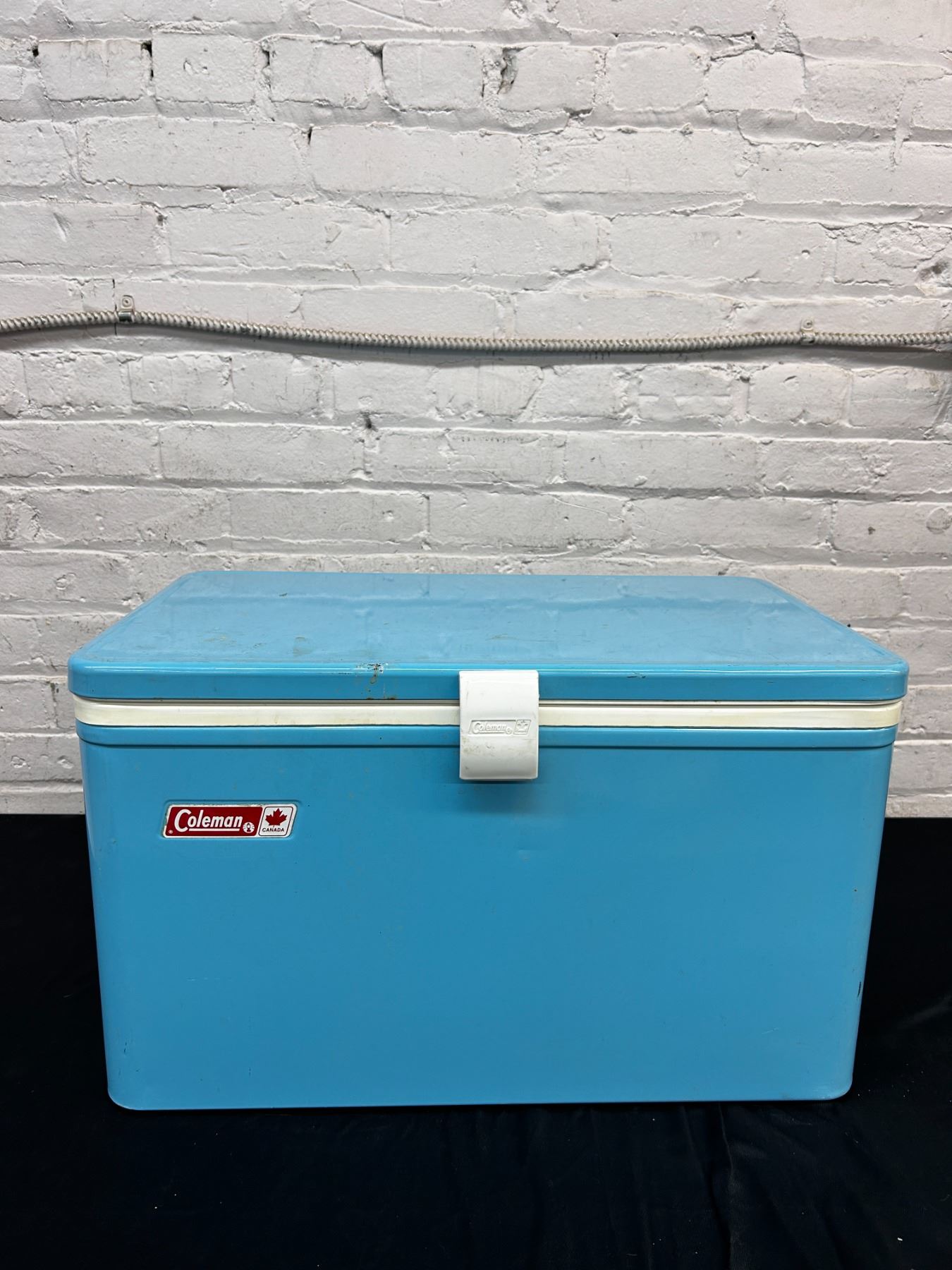 Coleman Blue Ice Chest Cooler Travel Camping Fishing Etc