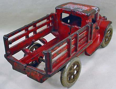 ANTIQUE ARCADE CAST IRON TRUCK TOY - Orig. Decal S