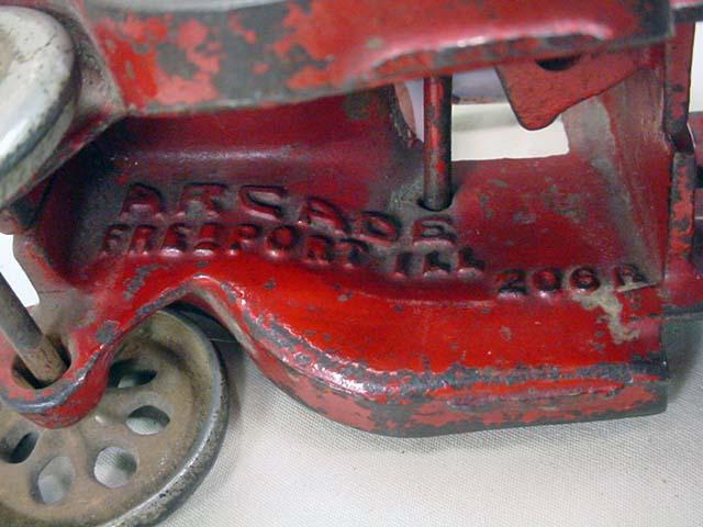 ANTIQUE ARCADE CAST IRON TRUCK TOY - Orig. Decal S