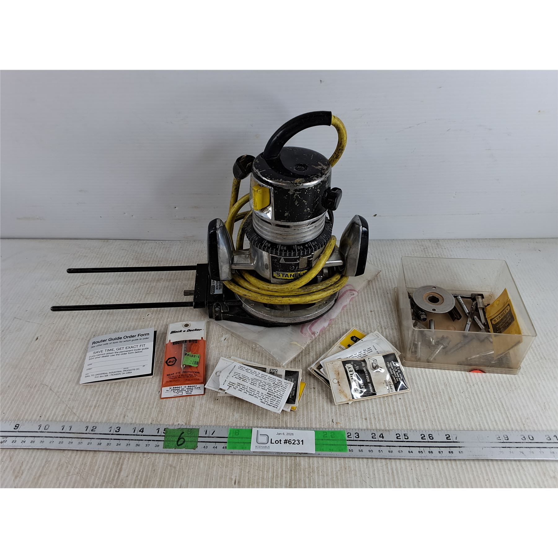 Stanley Electric 82902 Router - Powers On, As Is, Router Guide ...