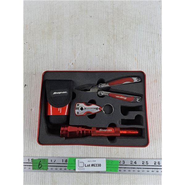 Snap On Red EDC Gift Set - Flashlight, Mini Pliers, Keychain Tool, Tin ...