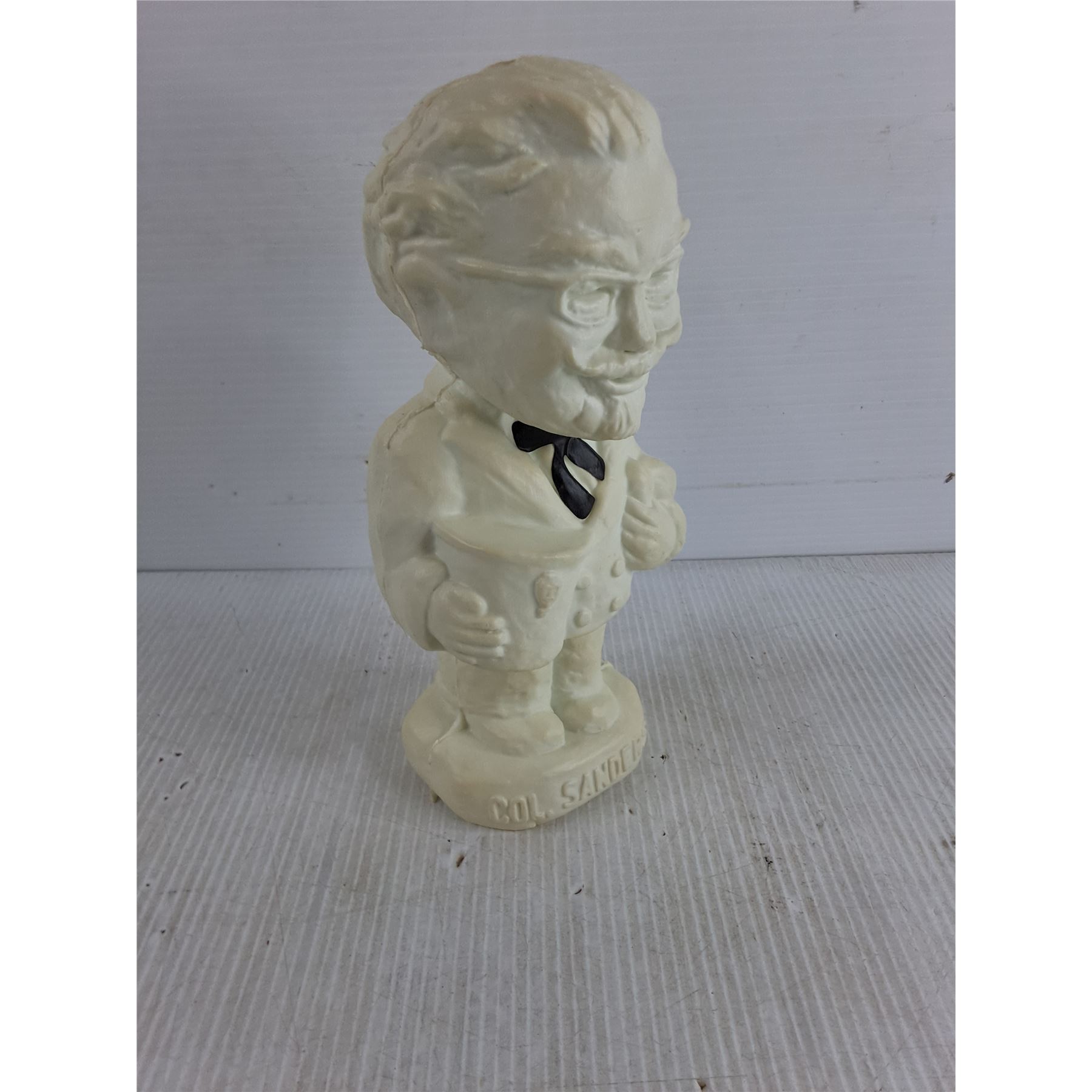 Vintage Colonel Sanders Plastic Coin Bank - Bodnarus Auctioneering
