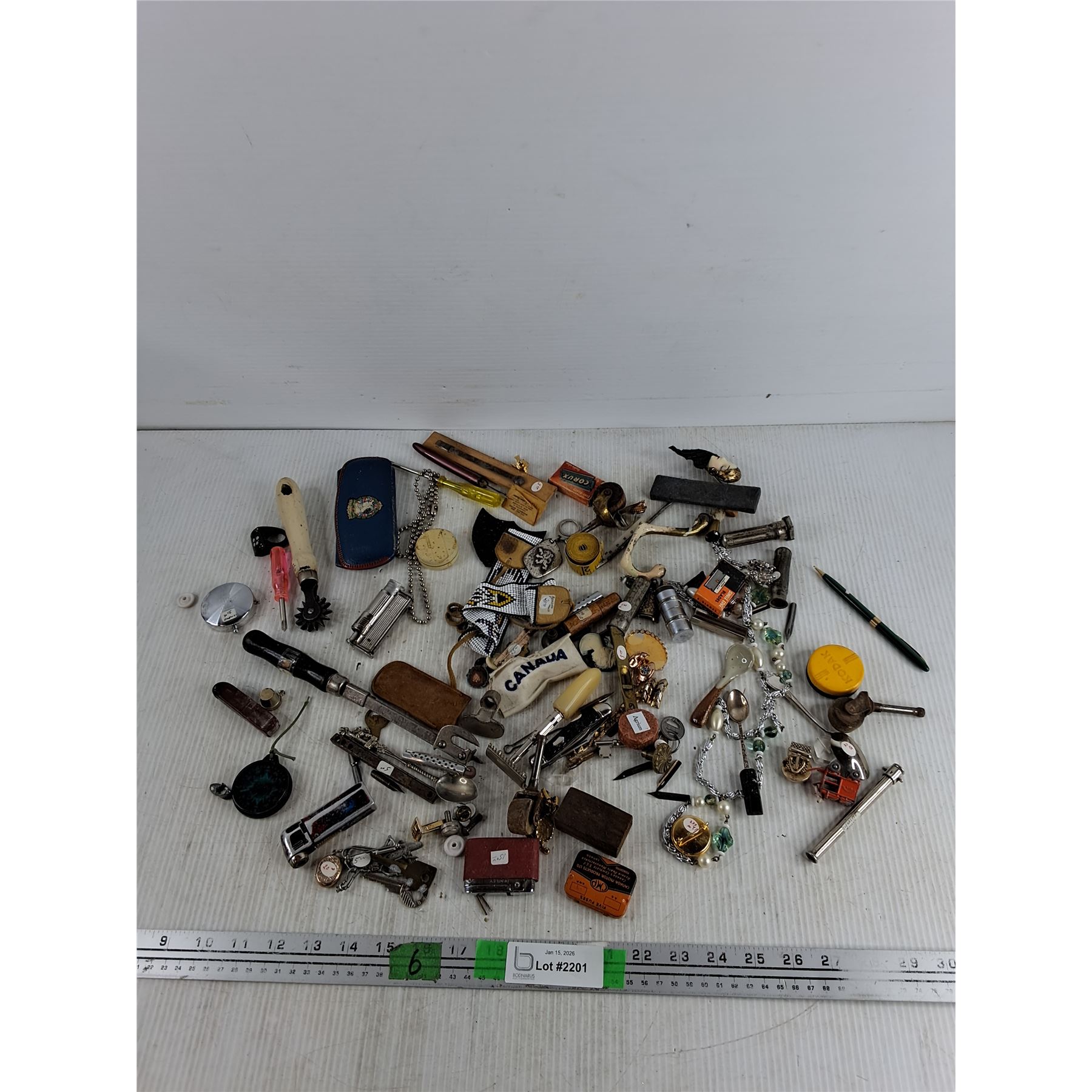 Vintage Small Gadgets & Misc Hardware - Bodnarus Auctioneering
