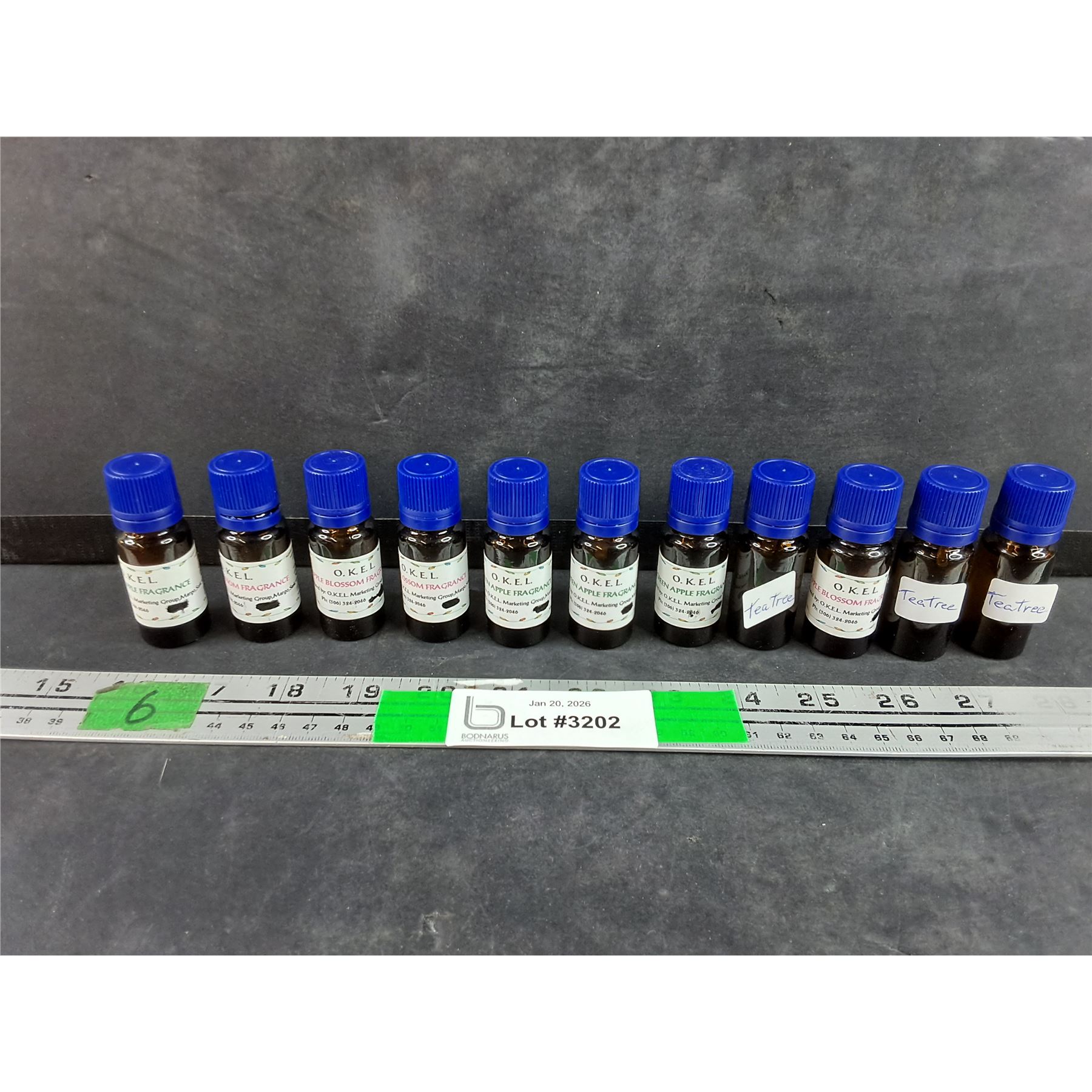 (11) Essential Oils - Green Apple, Tea Tree, Apple Blossom - PICKUP ...