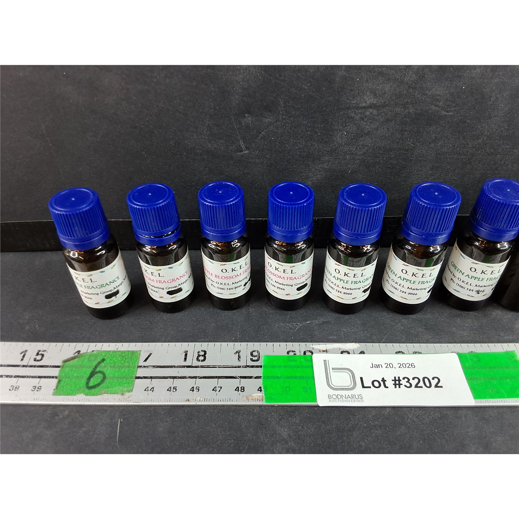 (11) Essential Oils - Green Apple, Tea Tree, Apple Blossom - PICKUP ...