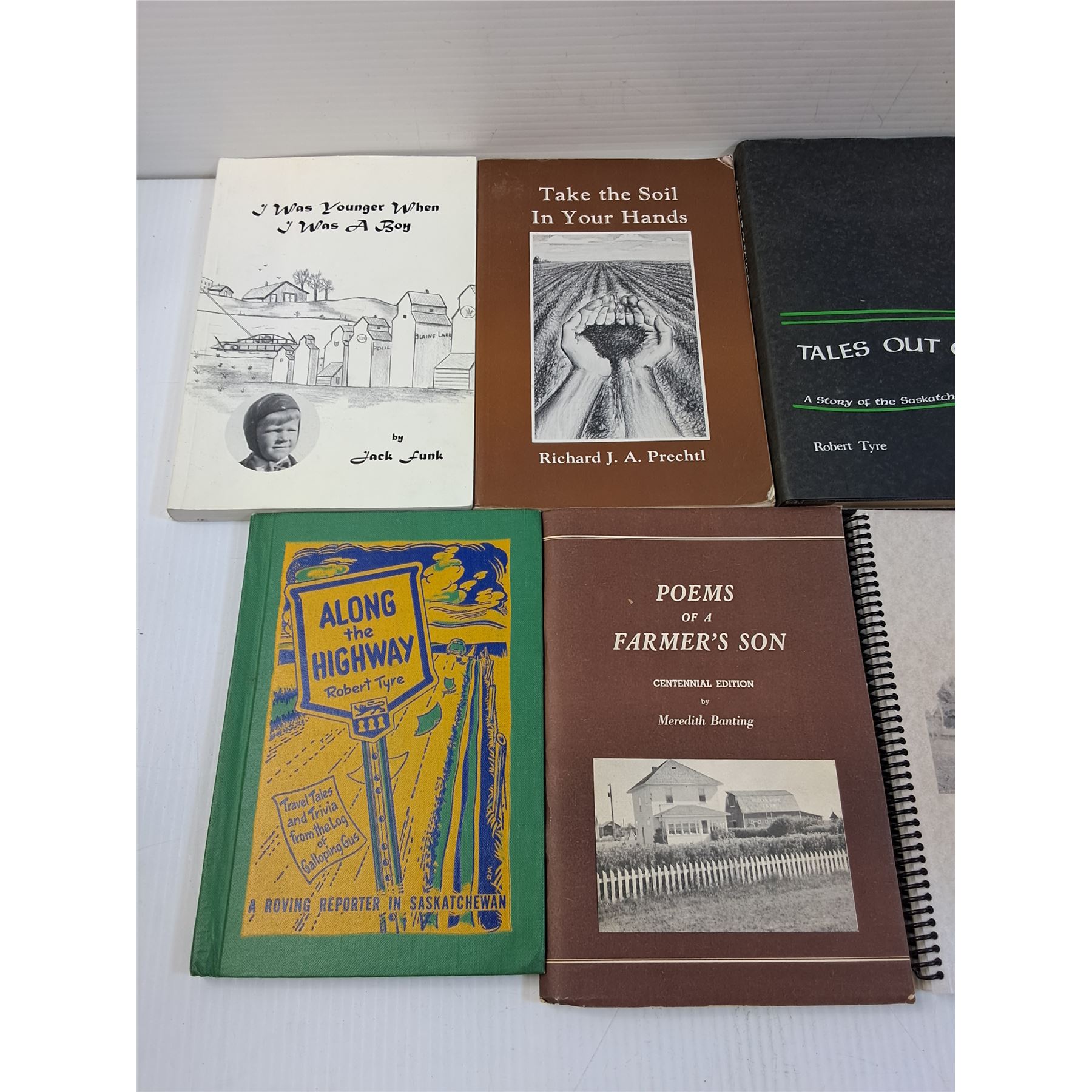 Lot of Saskatchewan Homestead Books - Bodnarus Auctioneering
