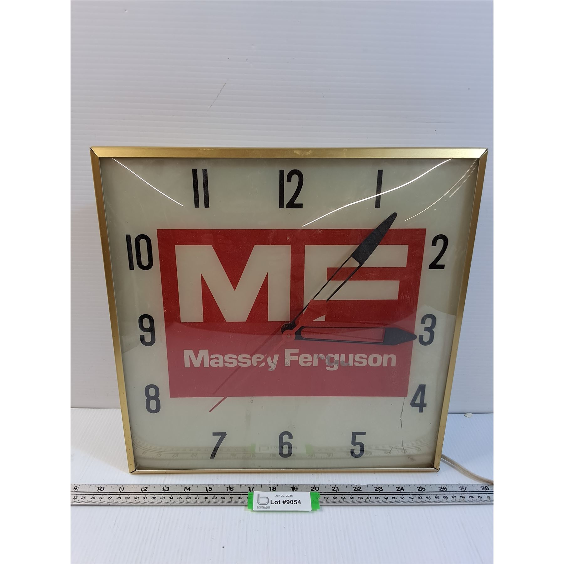 Massey Ferguson Electric Clock - 15" Diameter - Powers On - Pick Up ...